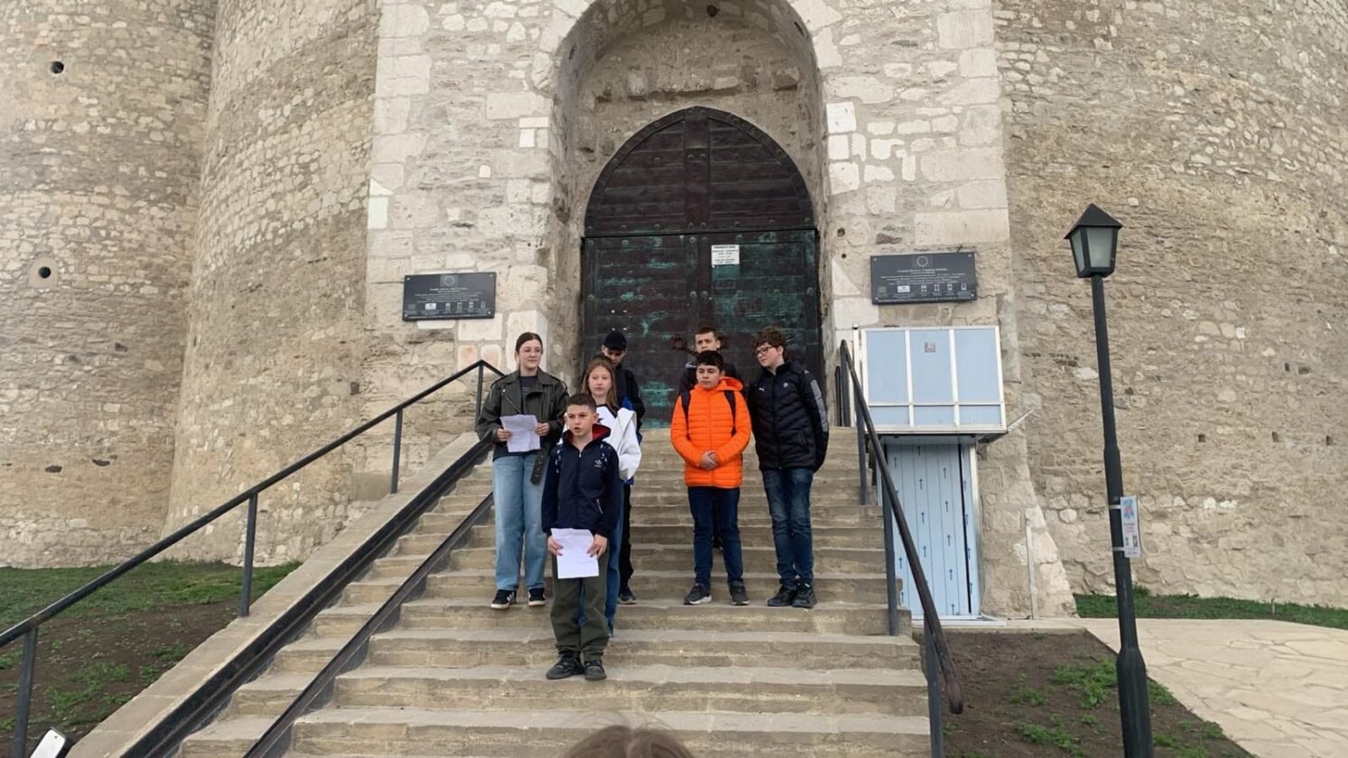 Elevii Liceului Teoretic "Constantin Stere" din Soroca au descoperit ...